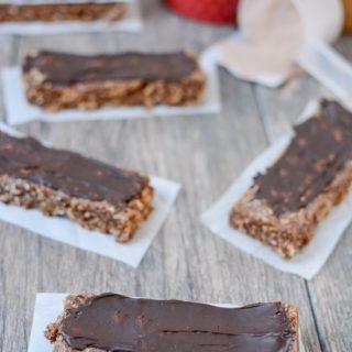 Healthy No-Bake Peanut Butter Protein Bars | So Easy!