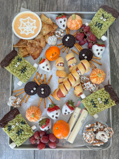 10+ Easy Halloween Snacks | Ultimate Halloween Snack Tray!
